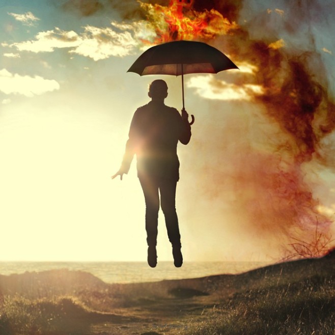 Trini Schultz 的超現實攝影作品 | FLiPER - 生活藝文誌