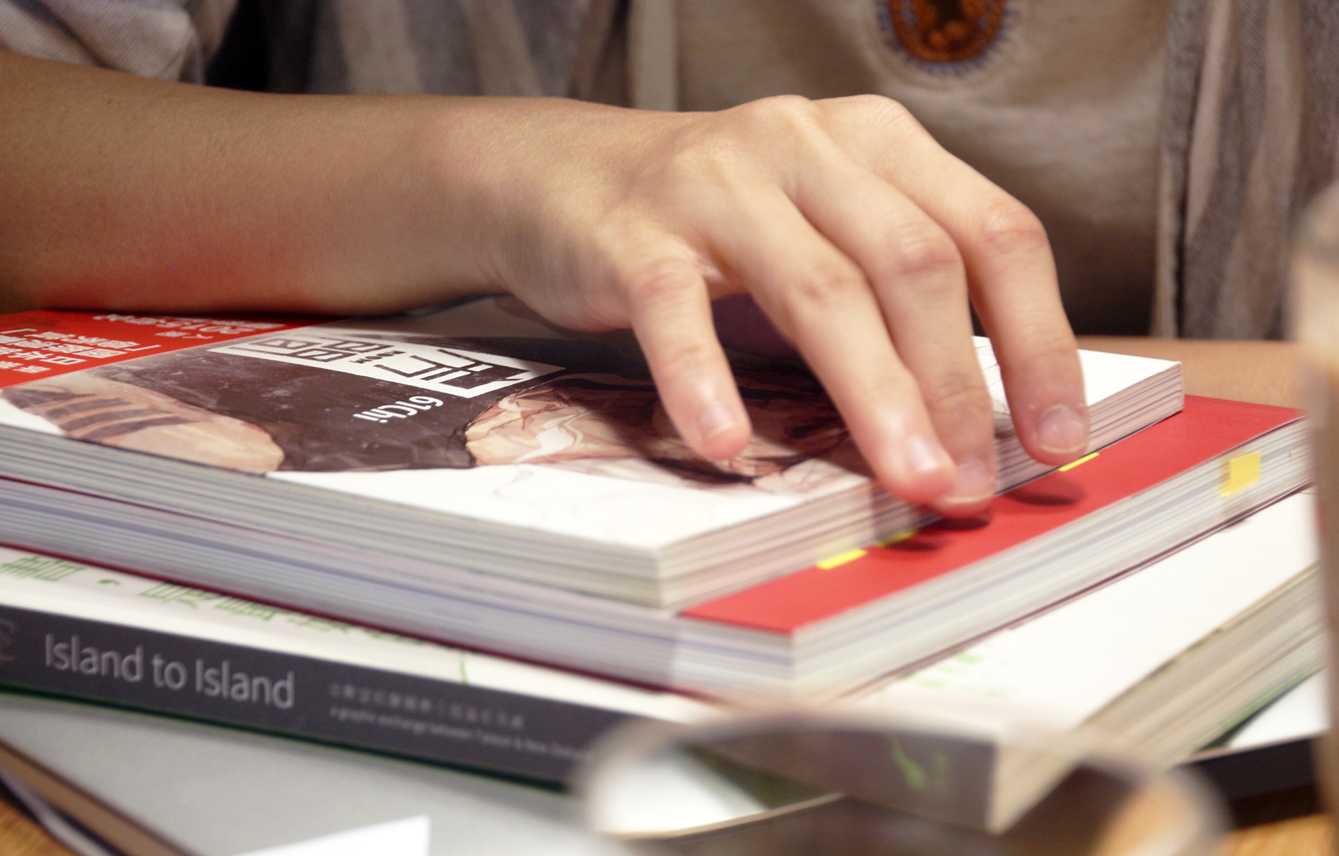 「漫畫對我來說就是紙上的電影！」——台灣漫畫家 61Chi 的創作歷程 | FLiPER - 生活藝文誌