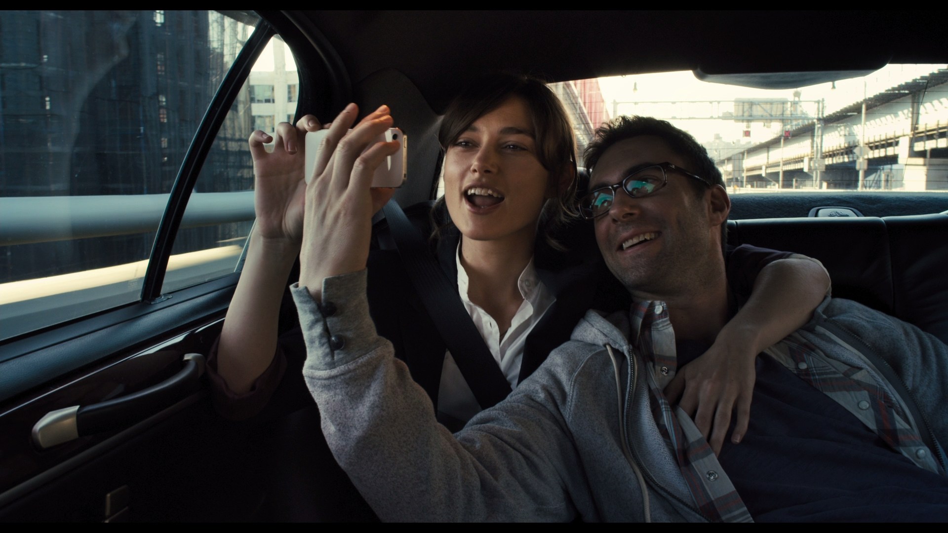 從電影《Once》到《Sing Street》，從音樂窺視那些在生命中平凡的愛 | FLiPER - 生活藝文誌