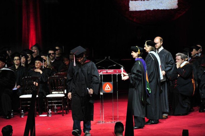 插畫不能只是夢想！堅持走出自己的創作之路 ─ Shih-Fen | FLiPER - 生活藝文誌